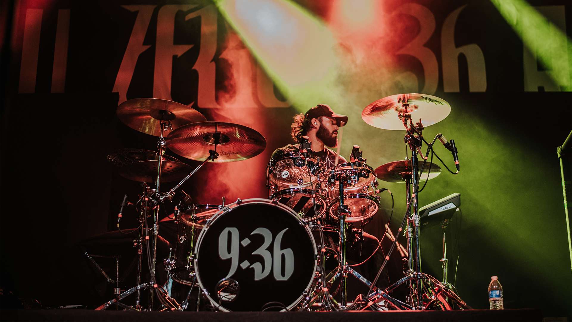 Jake Smelley - sE Electronics